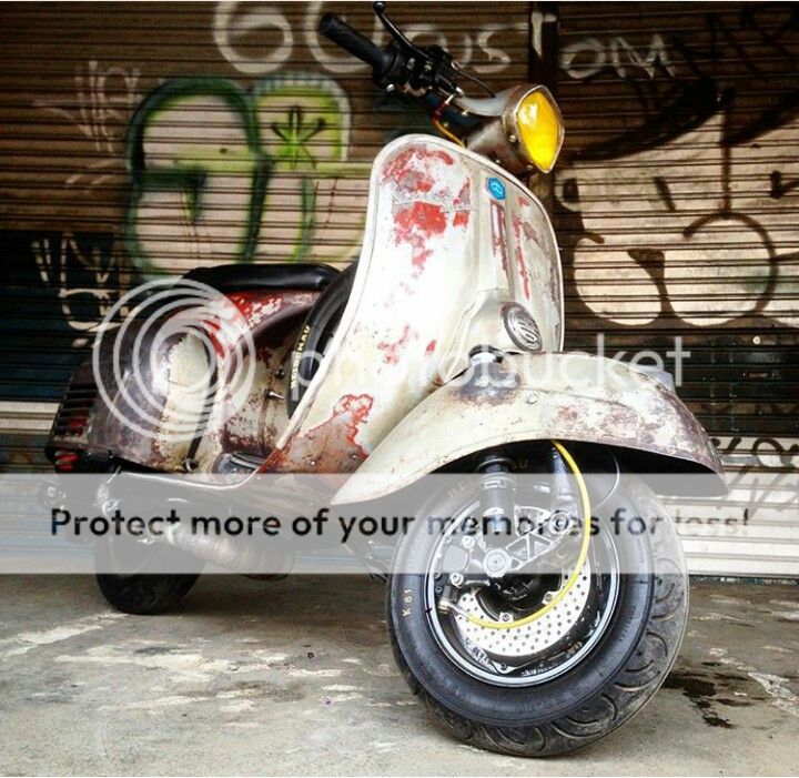 Modern Vespa : Rusty Vespa Sprint Veloce 76' ,calling all rusty vespa